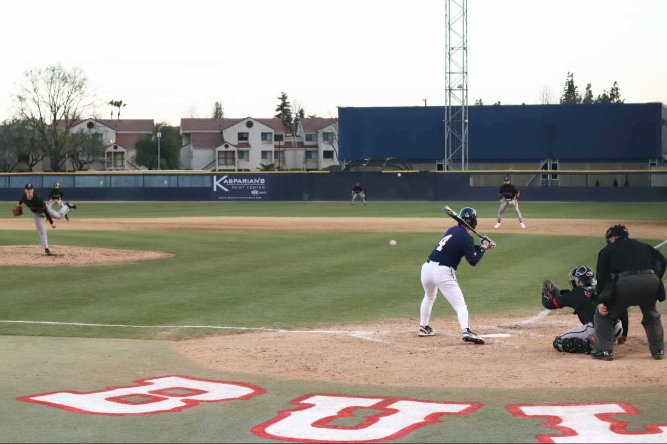 The Diamond ‘Dogs start 4-game home series 2-0 – The Collegian