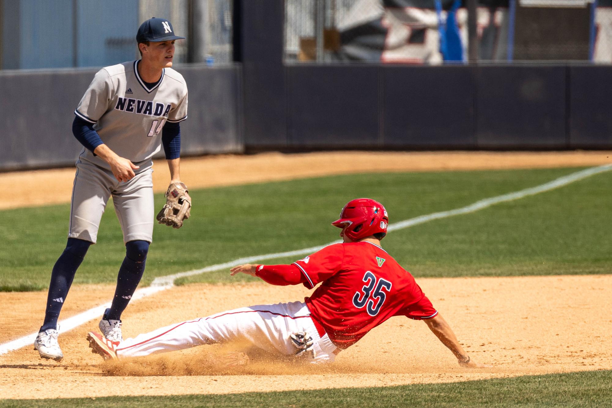 Diamond ‘Dogs get 3-0 series victory against the Wolf Pack – The Collegian